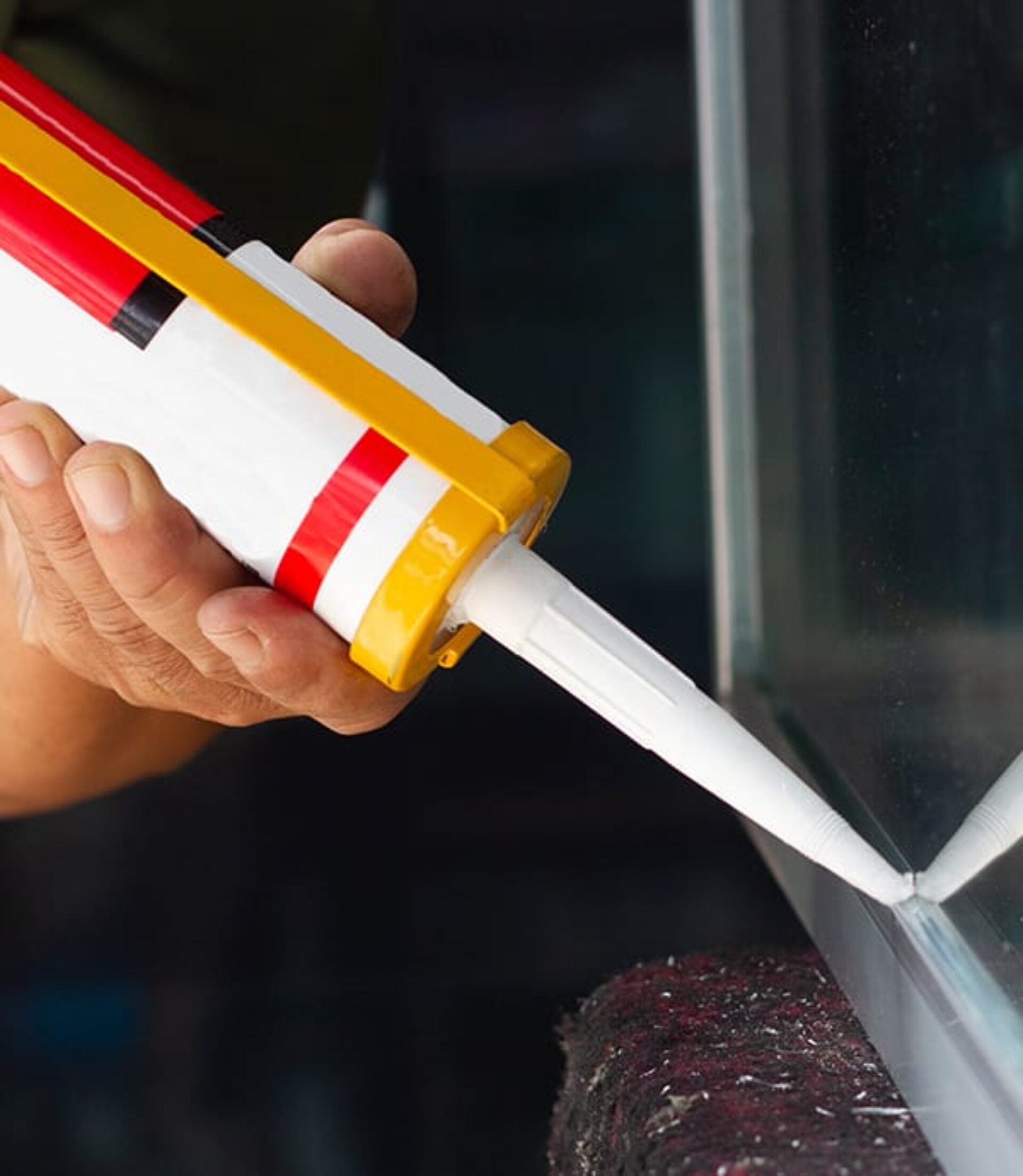 Adhesives & Bonding paste putties - Mc Technics